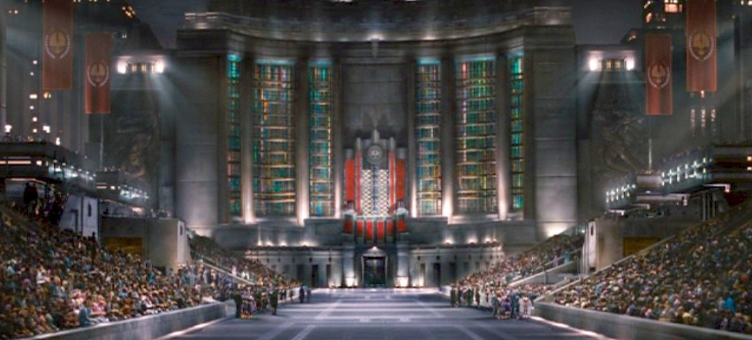 The significance of props and color in the Hunger Game (Extra credit ...