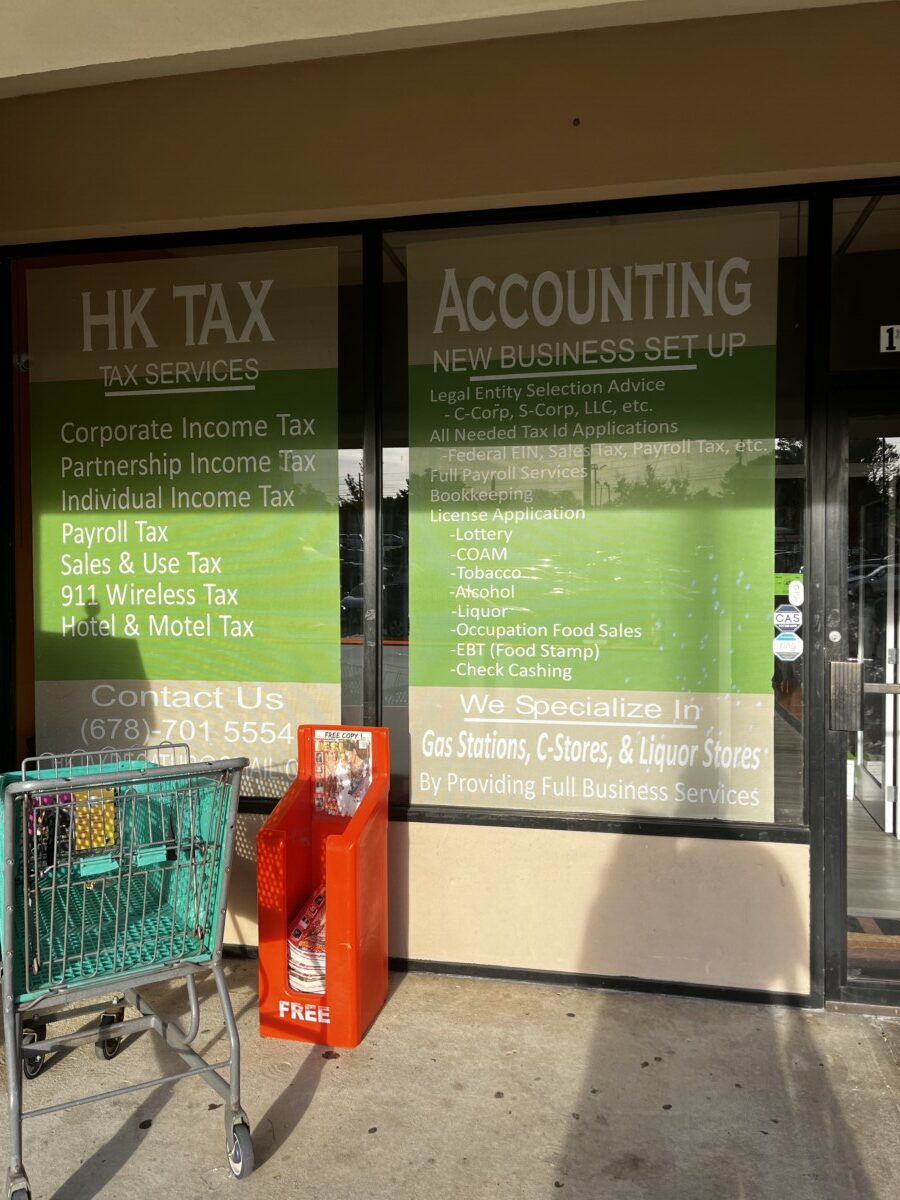 The Linguistic Landscape of Patel Plaza – Languages Across Metro ...